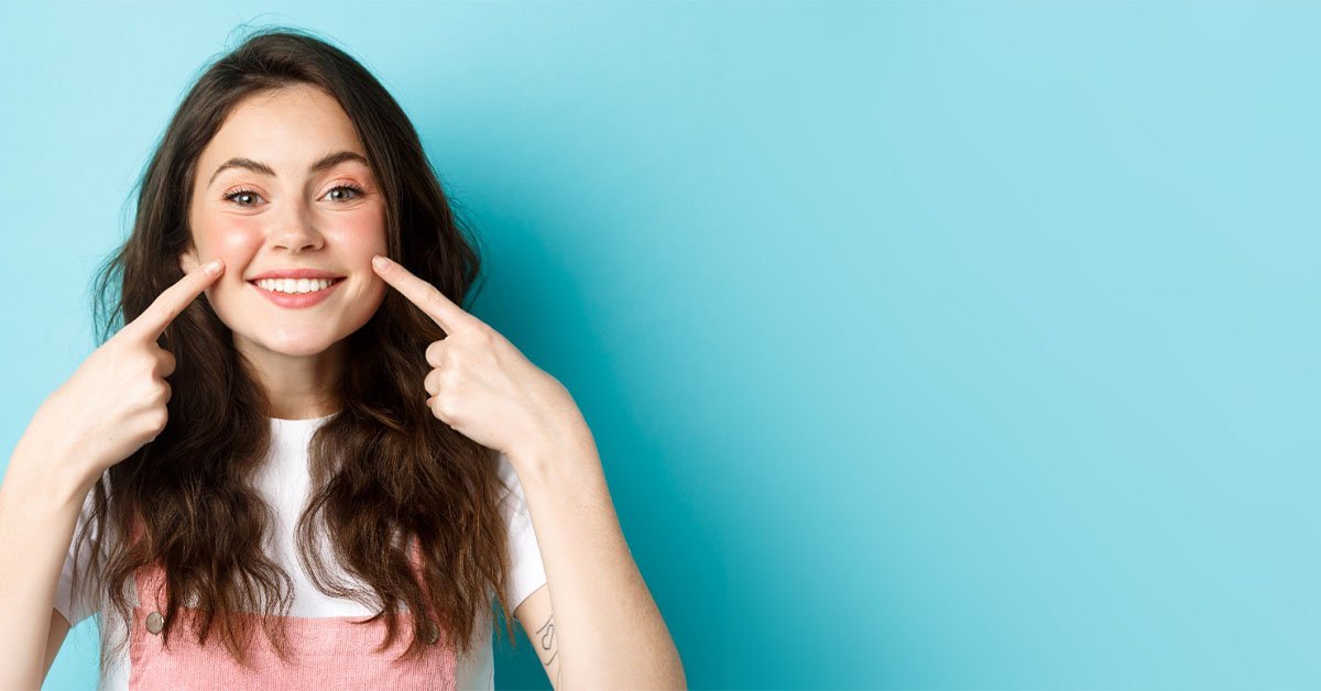 Top Smile Makeover Treatments & What to Expect During Your First ...